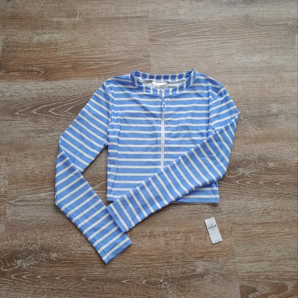GAP | Swim | Nwt Gap Womens Cropped Rash Guard | Poshmark